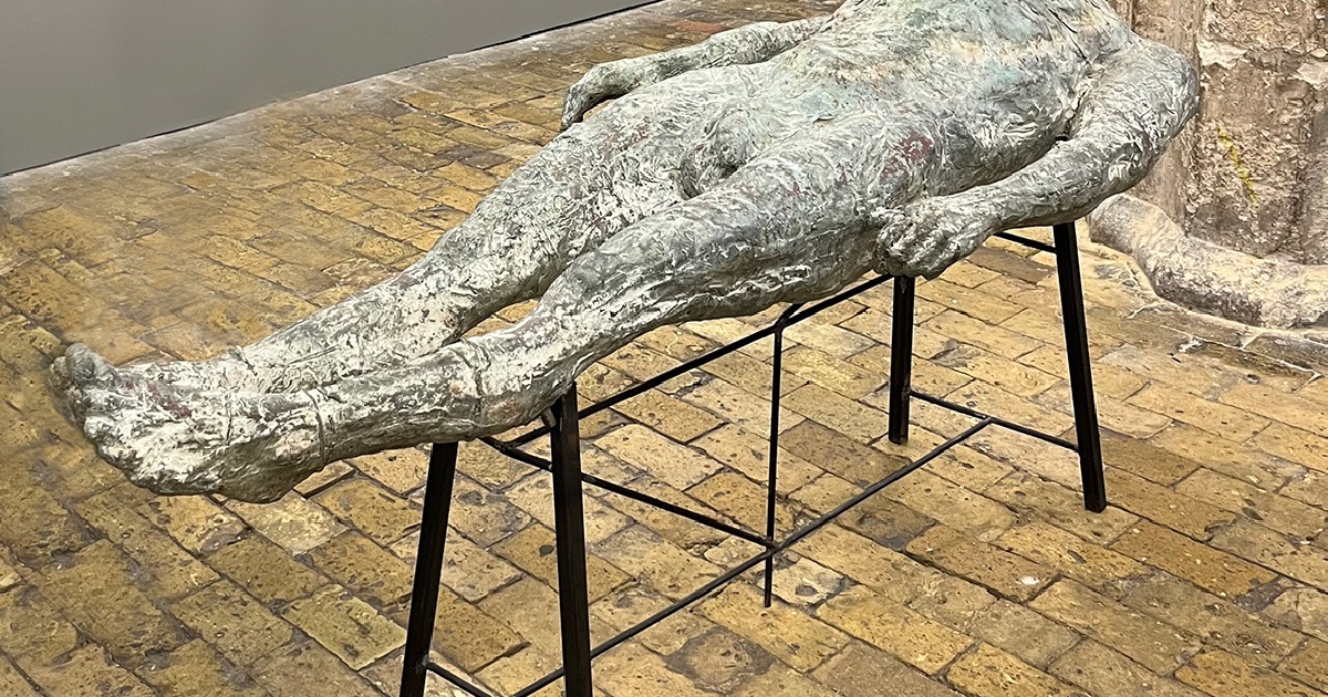 Gallery Visit: Laurence Edwards - Recumbence | Contemporary and Country